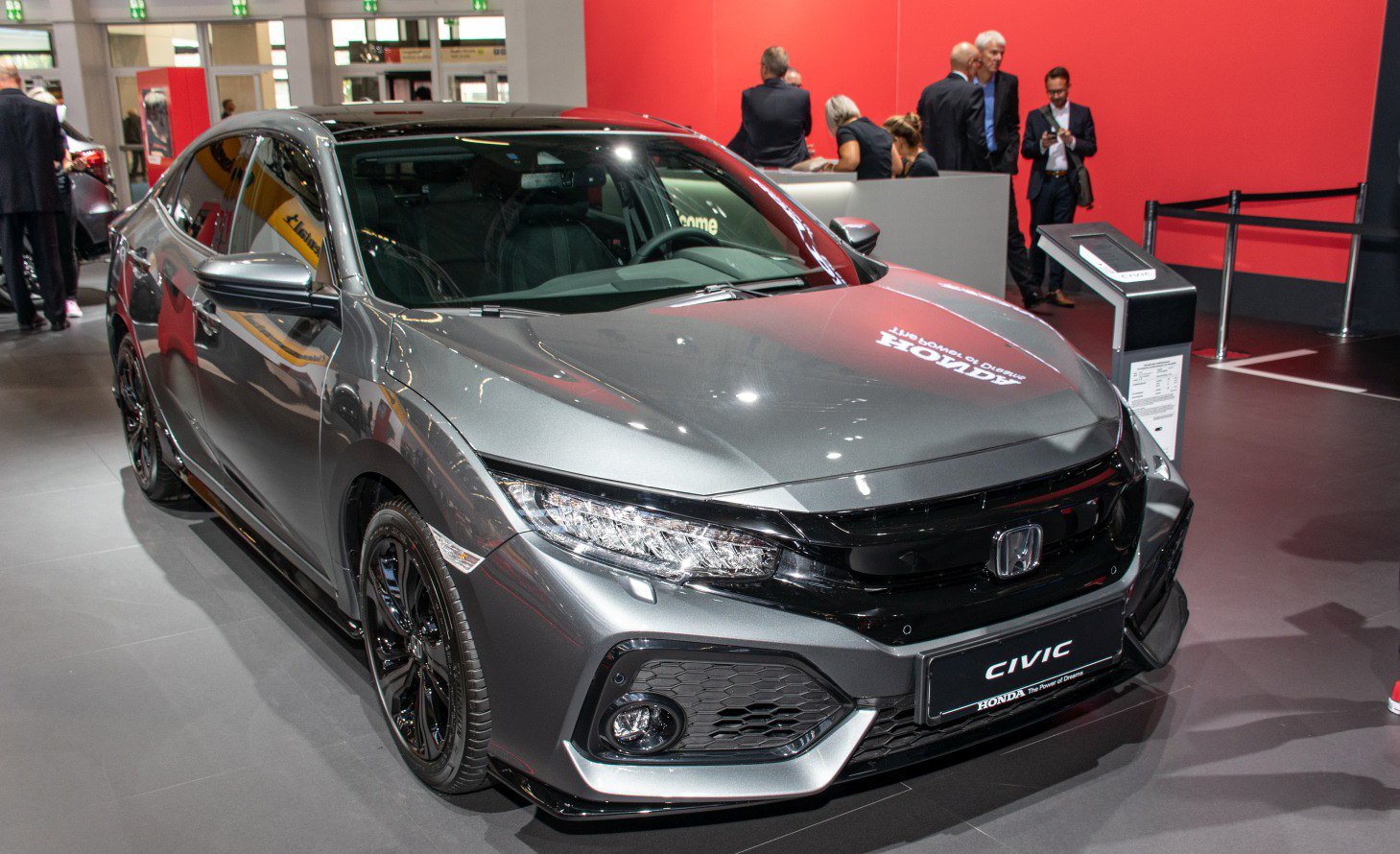 Honda Civic X Hatchback 1.0 VTEC (129 Hp) Turbo